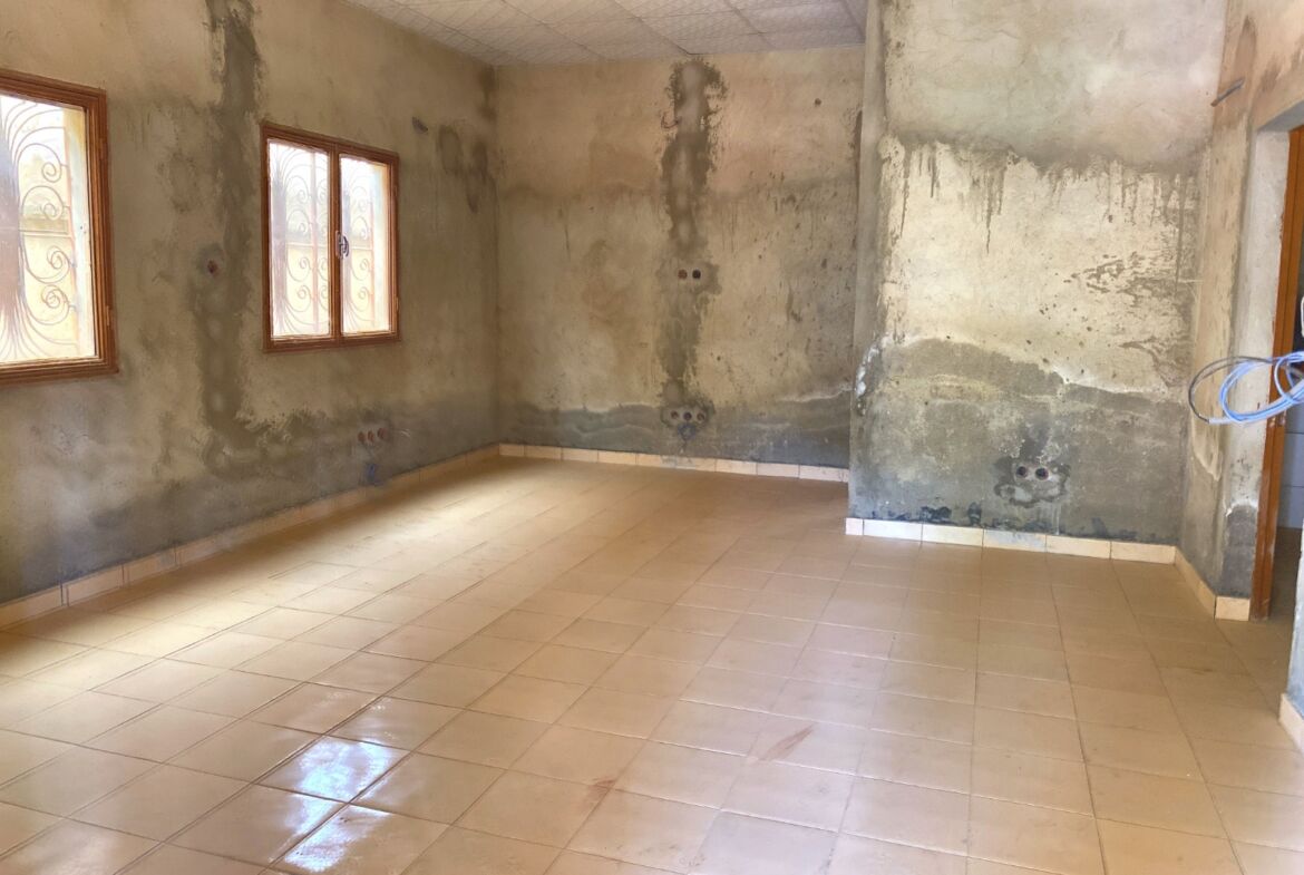 Découvrez deux opportunités exceptionnelles dans la prestigieuse Zone C ...